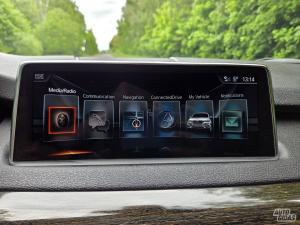 Black BMW X5 2016 in Kaunas, with an engine capacity of 3.00 L and mileage of 250 thousand km for 17989 €, photo 26 on AUTOMOTO.COM.LV