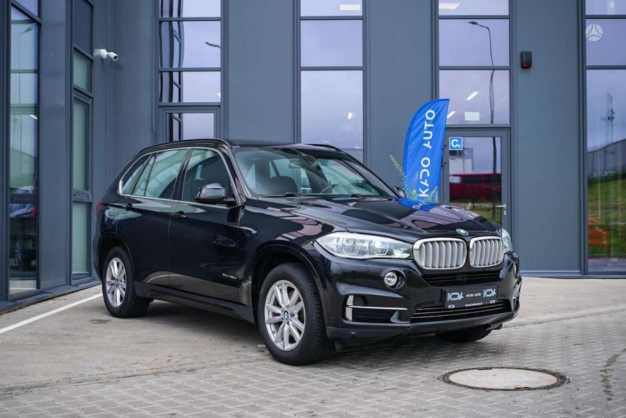 Melns BMW X5 2016 Kauņa, ar dzinēja tilpumu 2.99 L un nobraukumu 205 tūkst. km par 18950 €, foto 1 vietnē AUTOMOTO.COM.LV