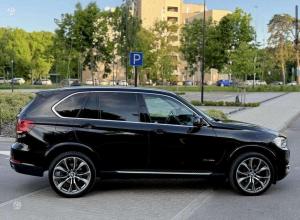 Black BMW X5 2016 in Vilnius, with an engine capacity of 3.00 L and mileage of 189 thousand km for 16400 €, photo 7 on AUTOMOTO.COM.LV