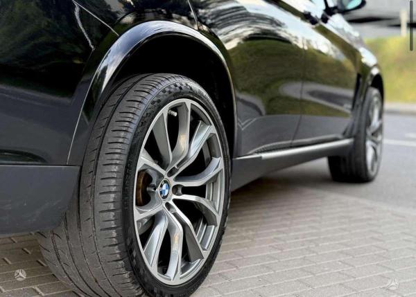 Melns BMW X5 2016 Viļņa, ar dzinēja tilpumu 3.00 L un nobraukumu 189 tūkst. km par 16400 €, foto 7 vietnē AUTOMOTO.COM.LV