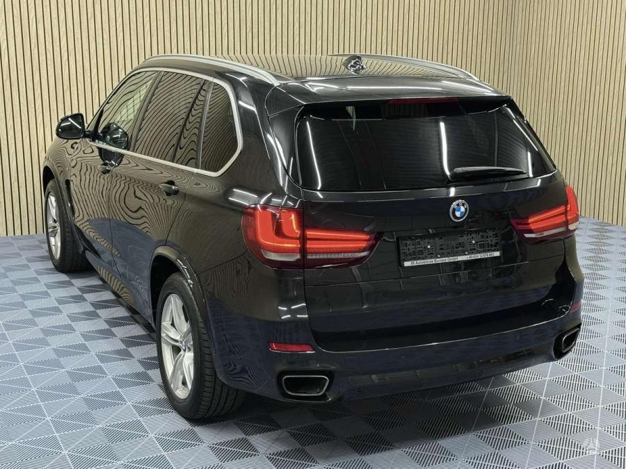 Melns BMW X5 2016 Marijampole, ar dzinēja tilpumu 2.99 L un nobraukumu 298 tūkst. km par 19850 €, foto 12 vietnē AUTOMOTO.COM.LV