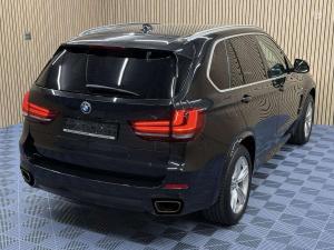 Melns BMW X5 2016 Marijampole, ar dzinēja tilpumu 2.99 L un nobraukumu 298 tūkst. km par 19850 €, foto 13 vietnē AUTOMOTO.COM.LV