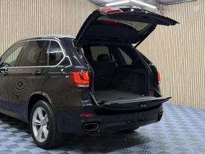 Melns BMW X5 2016 Marijampole, ar dzinēja tilpumu 2.99 L un nobraukumu 298 tūkst. km par 19850 €, foto 14 vietnē AUTOMOTO.COM.LV