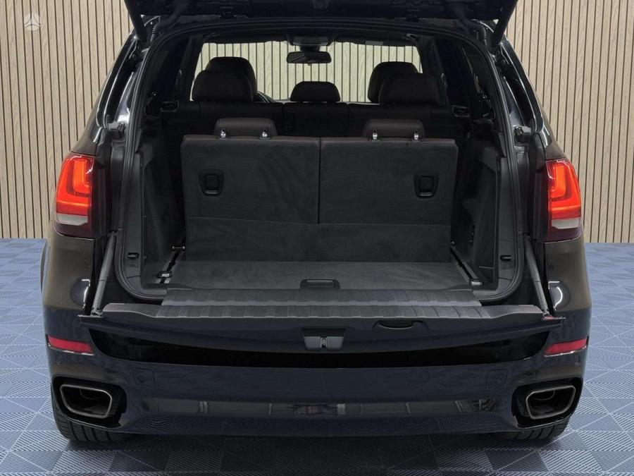 Melns BMW X5 2016 Marijampole, ar dzinēja tilpumu 2.99 L un nobraukumu 298 tūkst. km par 19850 €, foto 16 vietnē AUTOMOTO.COM.LV