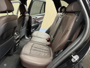 Melns BMW X5 2016 Marijampole, ar dzinēja tilpumu 2.99 L un nobraukumu 298 tūkst. km par 19850 €, foto 23 vietnē AUTOMOTO.COM.LV