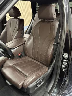 Melns BMW X5 2016 Marijampole, ar dzinēja tilpumu 2.99 L un nobraukumu 298 tūkst. km par 19850 €, foto 24 vietnē AUTOMOTO.COM.LV