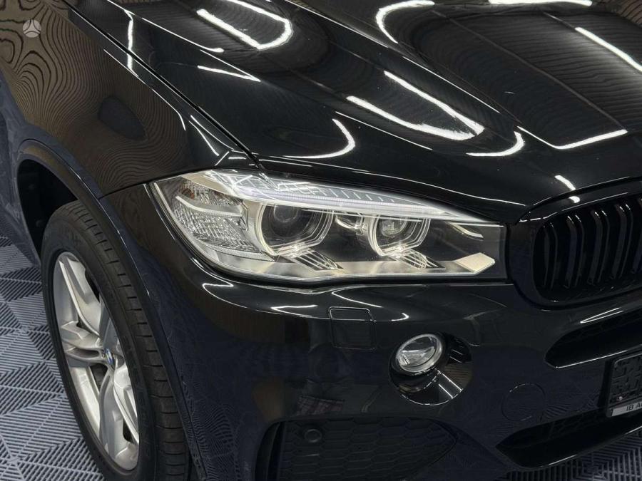 Melns BMW X5 2016 Marijampole, ar dzinēja tilpumu 2.99 L un nobraukumu 298 tūkst. km par 19850 €, foto 39 vietnē AUTOMOTO.COM.LV