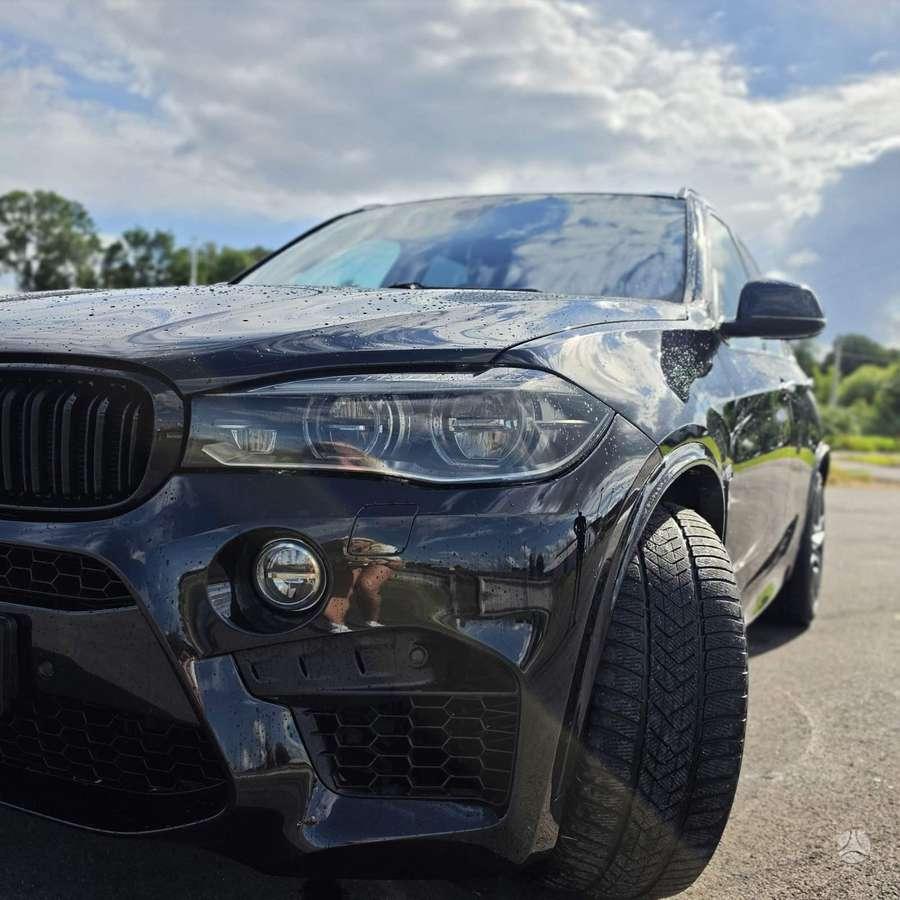 Black BMW X5 2016 in Kaunas, with an engine capacity of 3.00 L and mileage of 178 thousand km for 20500 €, photo 7 on AUTOMOTO.COM.LV