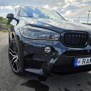 Black BMW X5 2016 in Kaunas, with an engine capacity of 3.00 L and mileage of 178 thousand km for 20500 €, photo 12 on AUTOMOTO.COM.LV