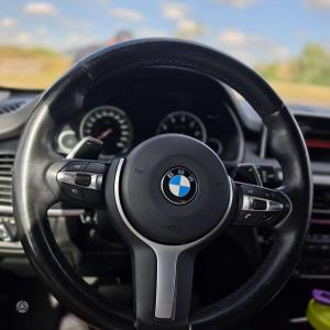 Black BMW X5 2016 in Kaunas, with an engine capacity of 3.00 L and mileage of 178 thousand km for 20500 €, photo 18 on AUTOMOTO.COM.LV