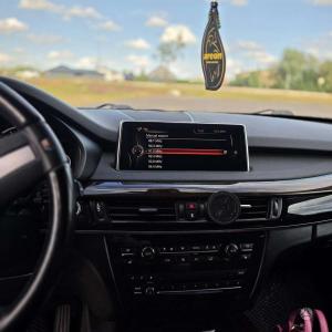 Black BMW X5 2016 in Kaunas, with an engine capacity of 3.00 L and mileage of 178 thousand km for 20500 €, photo 21 on AUTOMOTO.COM.LV