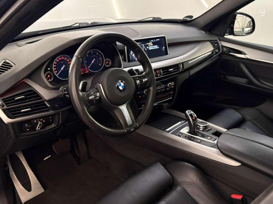 Melns BMW X5 2016 Marijampole, ar dzinēja tilpumu 2.99 L un nobraukumu 211 tūkst. km par 22750 €, foto 3 vietnē AUTOMOTO.COM.LV