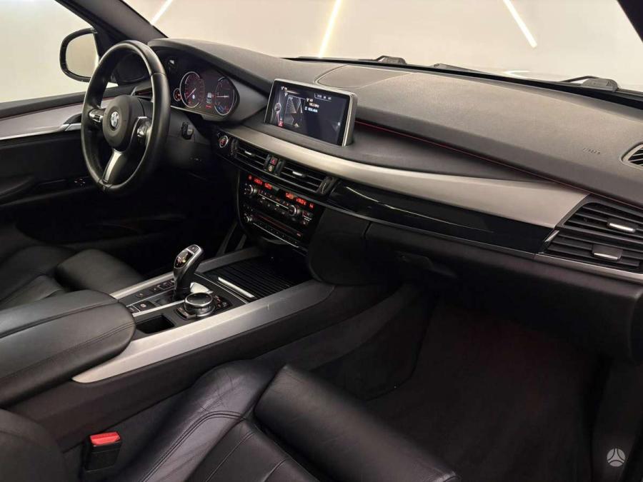 Melns BMW X5 2016 Marijampole, ar dzinēja tilpumu 2.99 L un nobraukumu 211 tūkst. km par 22750 €, foto 16 vietnē AUTOMOTO.COM.LV