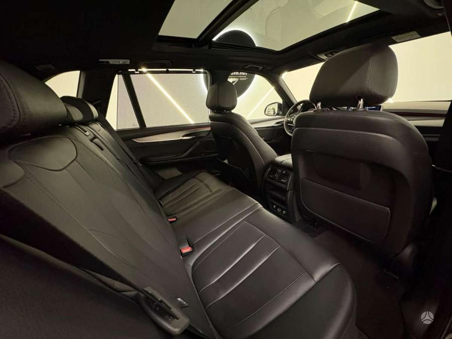 Melns BMW X5 2016 Marijampole, ar dzinēja tilpumu 2.99 L un nobraukumu 211 tūkst. km par 22750 €, foto 23 vietnē AUTOMOTO.COM.LV