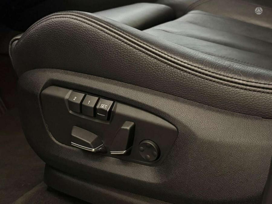 Melns BMW X5 2016 Marijampole, ar dzinēja tilpumu 2.99 L un nobraukumu 211 tūkst. km par 22750 €, foto 29 vietnē AUTOMOTO.COM.LV