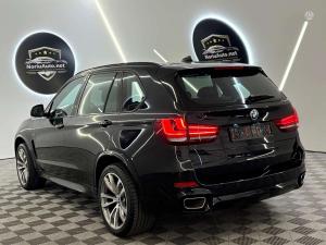 Melns BMW X5 2016 Marijampole, ar dzinēja tilpumu 2.99 L un nobraukumu 211 tūkst. km par 22750 €, foto 38 vietnē AUTOMOTO.COM.LV