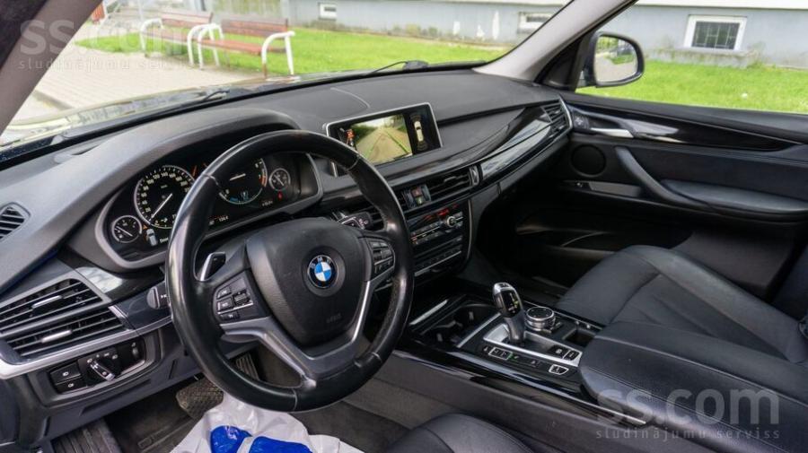 Melns BMW X5 2016 Rīga, ar dzinēja tilpumu 2.00 L un nobraukumu 226 tūkst. km par 17990 €, foto 11 vietnē AUTOMOTO.COM.LV
