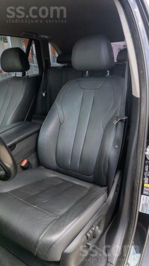 Melns BMW X5 2016 Rīga, ar dzinēja tilpumu 2.00 L un nobraukumu 226 tūkst. km par 17990 €, foto 30 vietnē AUTOMOTO.COM.LV