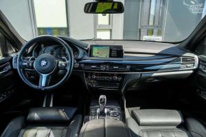 Black BMW X5 2016 in Kaunas, with an engine capacity of 3.00 L and mileage of 325 thousand km for 19950 €, photo 18 on AUTOMOTO.COM.LV