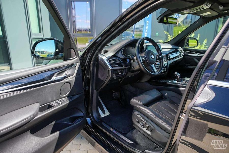 Black BMW X5 2016 in Kaunas, with an engine capacity of 3.00 L and mileage of 325 thousand km for 19950 €, photo 25 on AUTOMOTO.COM.LV