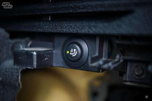 Black BMW X5 2016 in Kaunas, with an engine capacity of 3.00 L and mileage of 205 thousand km for 18950 €, photo 17 on AUTOMOTO.COM.LV