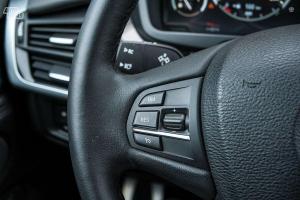 Black BMW X5 2016 in Kaunas, with an engine capacity of 3.00 L and mileage of 205 thousand km for 18950 €, photo 30 on AUTOMOTO.COM.LV