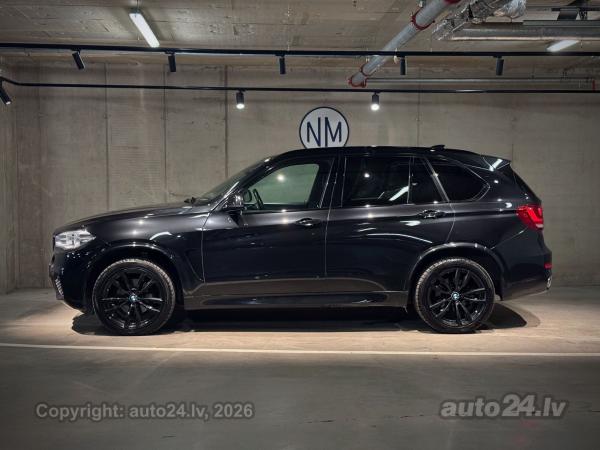 Melns BMW X5 2016 Tallina, ar dzinēja tilpumu 3.00 L un nobraukumu 218 tūkst. km par 20990 €, foto 6 vietnē AUTOMOTO.COM.LV