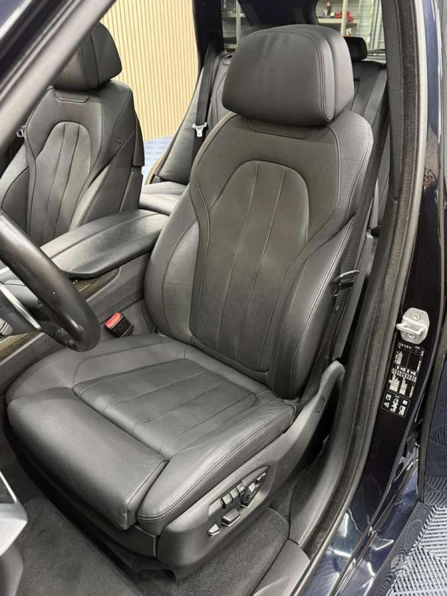 Melns BMW X5 2016 Marijampole, ar dzinēja tilpumu 2.99 L un nobraukumu 260 tūkst. km par 22750 €, foto 22 vietnē AUTOMOTO.COM.LV