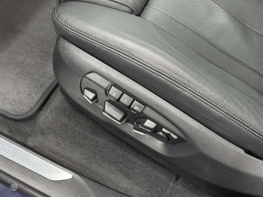 Melns BMW X5 2016 Marijampole, ar dzinēja tilpumu 2.99 L un nobraukumu 260 tūkst. km par 22750 €, foto 23 vietnē AUTOMOTO.COM.LV