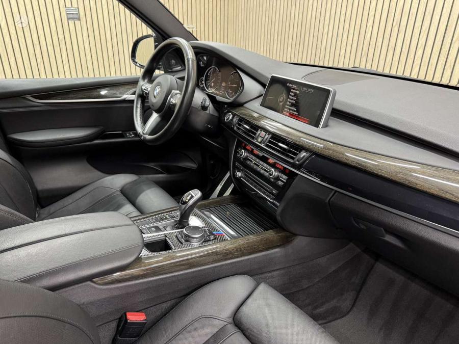 Melns BMW X5 2016 Marijampole, ar dzinēja tilpumu 2.99 L un nobraukumu 260 tūkst. km par 22750 €, foto 37 vietnē AUTOMOTO.COM.LV