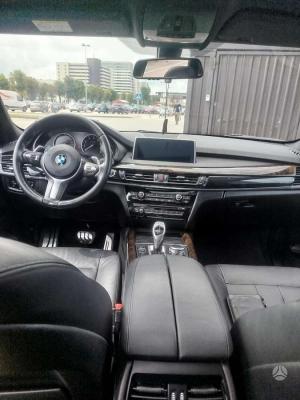 Black BMW X5 2016 in Kaunas, with an engine capacity of 2.98 L and mileage of 186 thousand km for 18000 €, photo 10 on AUTOMOTO.COM.LV