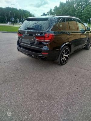 Black BMW X5 2016 in Kaunas, with an engine capacity of 2.98 L and mileage of 186 thousand km for 18000 €, photo 20 on AUTOMOTO.COM.LV