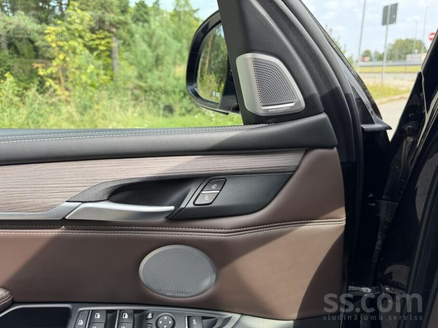 Melns BMW X5 2016 Rīga, ar dzinēja tilpumu 3.00 L un nobraukumu 185 tūkst. km par 26900 €, foto 12 vietnē AUTOMOTO.COM.LV
