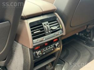 Melns BMW X5 2016 Rīga, ar dzinēja tilpumu 3.00 L un nobraukumu 185 tūkst. km par 26900 €, foto 15 vietnē AUTOMOTO.COM.LV