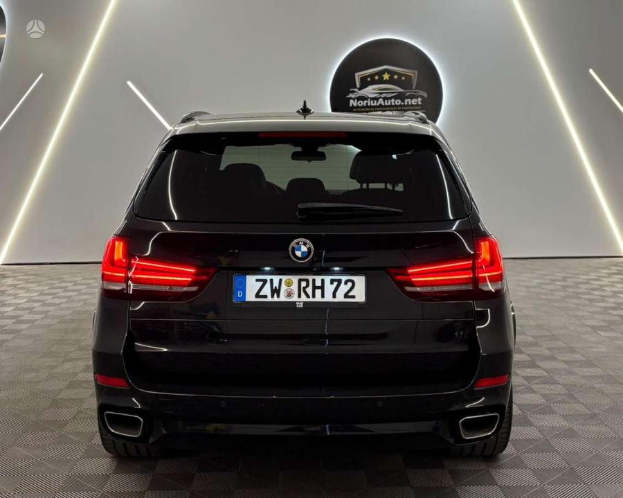 Black BMW X5 2016 in Marijampole, with an engine capacity of 2.99 L and mileage of 211 thousand km for 25750 €, photo 39 on AUTOMOTO.COM.LV