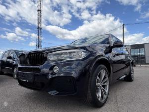 Black BMW X5 2016 in Kaunas, with an engine capacity of 2.99 L and mileage of 220 thousand km for 23200 €, photo 3 on AUTOMOTO.COM.LV