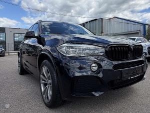 Black BMW X5 2016 in Kaunas, with an engine capacity of 2.99 L and mileage of 220 thousand km for 23200 €, photo 4 on AUTOMOTO.COM.LV