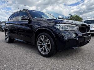 Black BMW X5 2016 in Kaunas, with an engine capacity of 2.99 L and mileage of 220 thousand km for 23200 €, photo 5 on AUTOMOTO.COM.LV