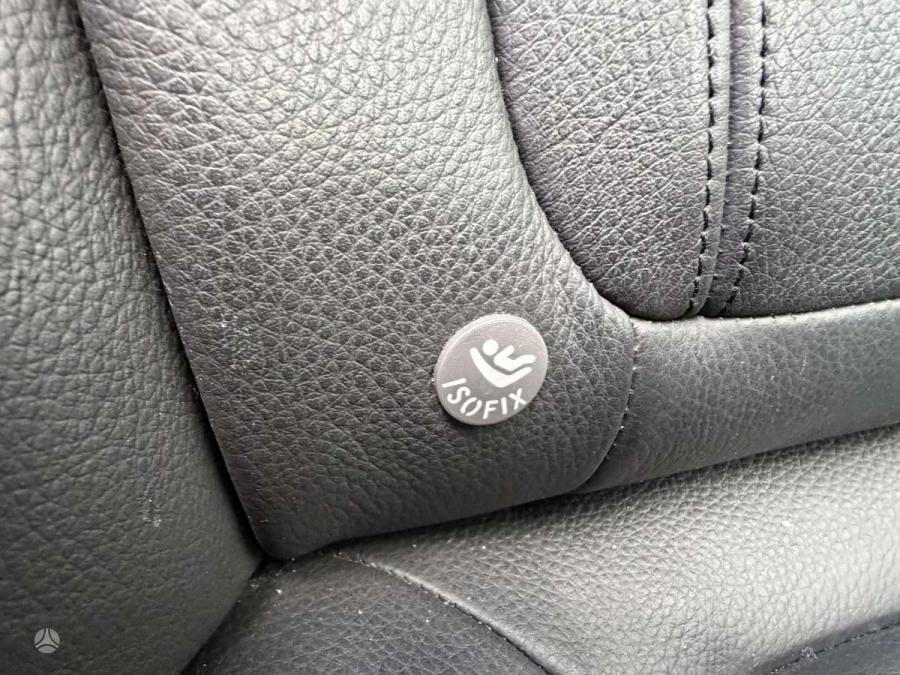 Black BMW X5 2016 in Kaunas, with an engine capacity of 2.99 L and mileage of 220 thousand km for 23200 €, photo 13 on AUTOMOTO.COM.LV