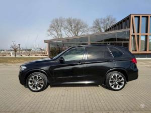 Black BMW X5 2016 in Klaipeda, with an engine capacity of 2.98 L and mileage of 225 thousand km for 15500 €, photo 8 on AUTOMOTO.COM.LV
