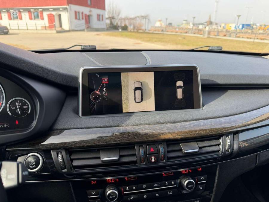 Black BMW X5 2016 in Klaipeda, with an engine capacity of 2.98 L and mileage of 225 thousand km for 15500 €, photo 15 on AUTOMOTO.COM.LV