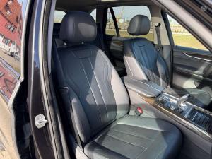 Black BMW X5 2016 in Klaipeda, with an engine capacity of 2.98 L and mileage of 225 thousand km for 15500 €, photo 18 on AUTOMOTO.COM.LV
