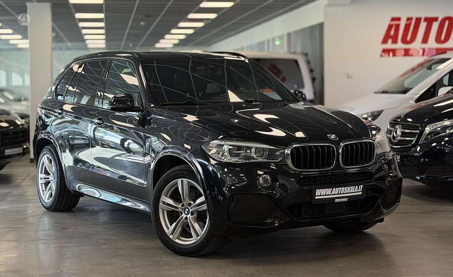 Black BMW X5 2016 in Klaipeda, with an engine capacity of 2.99 L and mileage of 310 thousand km for 20700 €, photo 28 on AUTOMOTO.COM.LV
