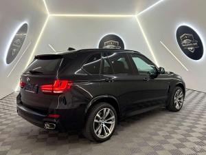 Melns BMW X5 2016 Marijampole, ar dzinēja tilpumu 2.99 L un nobraukumu 254 tūkst. km par 24750 €, foto 7 vietnē AUTOMOTO.COM.LV