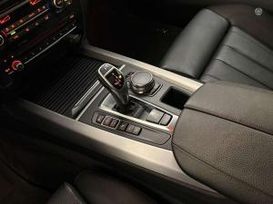Melns BMW X5 2016 Marijampole, ar dzinēja tilpumu 2.99 L un nobraukumu 254 tūkst. km par 24750 €, foto 14 vietnē AUTOMOTO.COM.LV