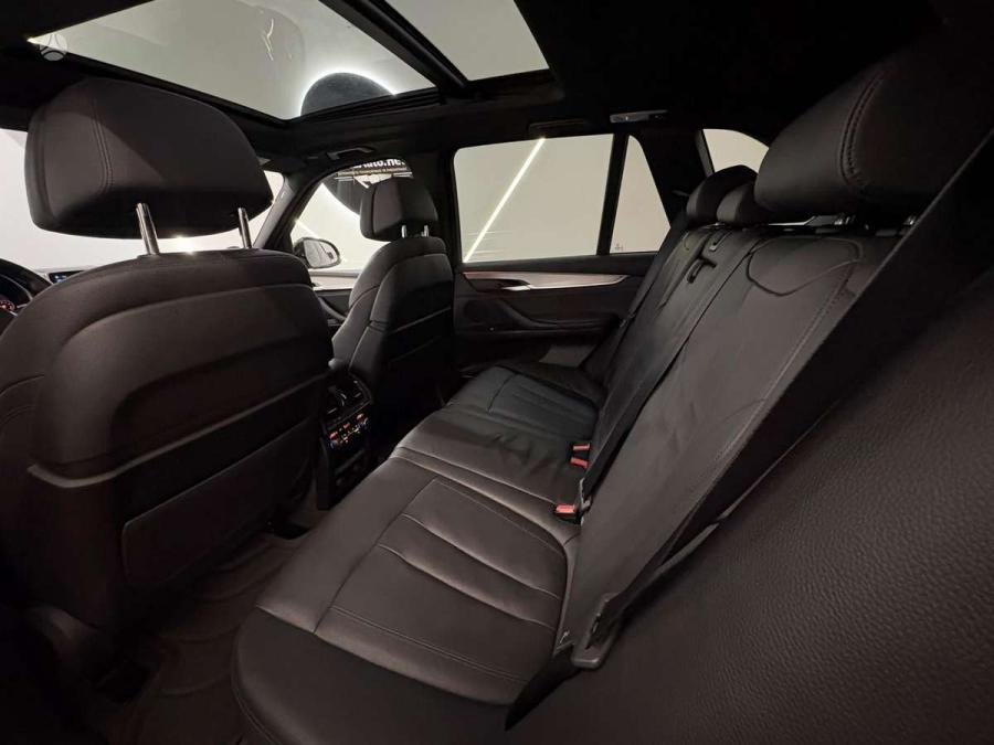 Melns BMW X5 2016 Marijampole, ar dzinēja tilpumu 2.99 L un nobraukumu 254 tūkst. km par 24750 €, foto 24 vietnē AUTOMOTO.COM.LV
