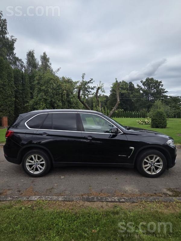 Melns BMW X5 2016 Jelgava, ar dzinēja tilpumu 2.50 L un nobraukumu 295 tūkst. km par 22500 €, foto 5 vietnē AUTOMOTO.COM.LV