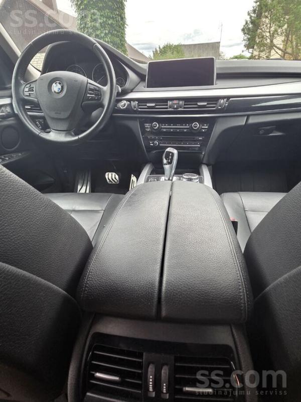 Melns BMW X5 2016 Jelgava, ar dzinēja tilpumu 2.50 L un nobraukumu 295 tūkst. km par 22500 €, foto 6 vietnē AUTOMOTO.COM.LV