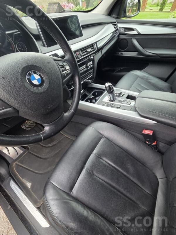 Melns BMW X5 2016 Jelgava, ar dzinēja tilpumu 2.50 L un nobraukumu 295 tūkst. km par 22500 €, foto 7 vietnē AUTOMOTO.COM.LV