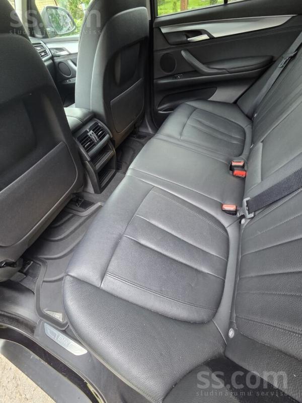 Melns BMW X5 2016 Jelgava, ar dzinēja tilpumu 2.50 L un nobraukumu 295 tūkst. km par 22500 €, foto 9 vietnē AUTOMOTO.COM.LV